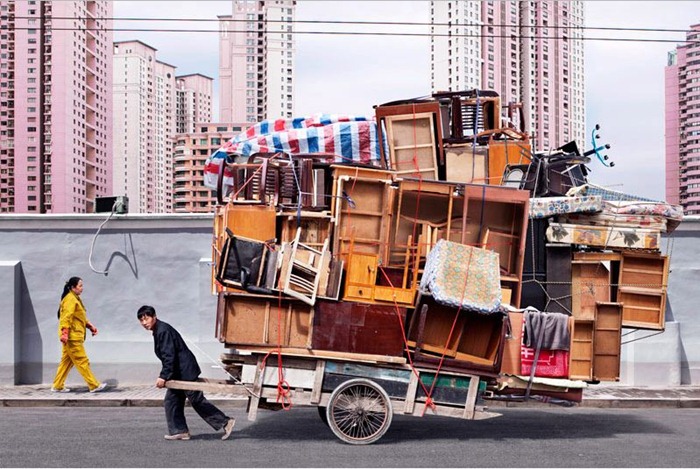 China’s Overloaded Cycle Carriers | Amusing Planet